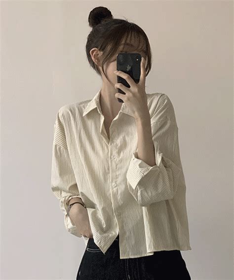 [리뷰대만족 반응폭주 여름까지~] 츄러스 파스텔 베이직 스트라이프 단가라 세미 크롭 긴팔 셔츠 기본 남방 5color 에이블리