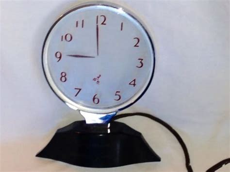 Vintage Boots Boy Mystery Clock Model 5 A For Parts Or Repair 1559102774