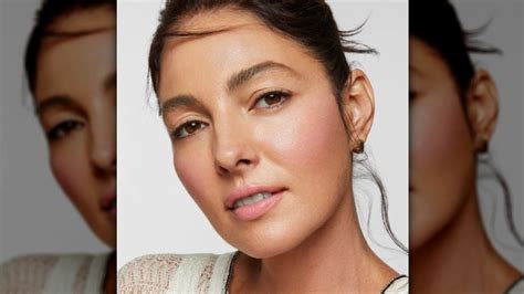 Brides Are Loving Minimal Makeup Looks For Their Weddings Heres Why