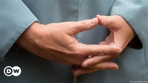 Body Language In Politics Dw