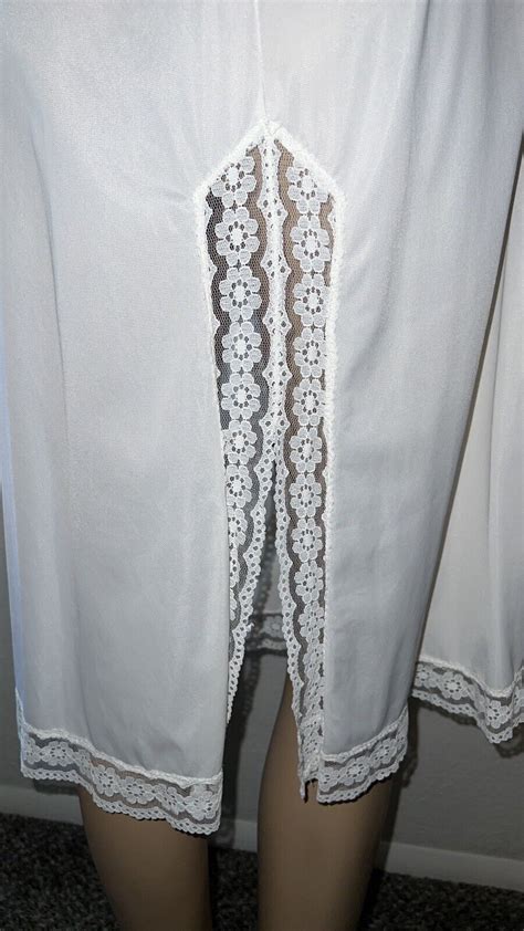 Vintage Sexy Nylon Lace Full Slip Size White Lin Gem