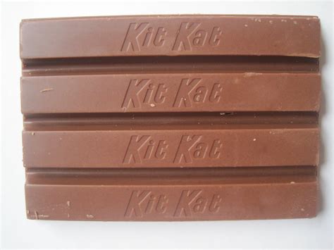 Walking The Candy Aisle Kit Kat Review