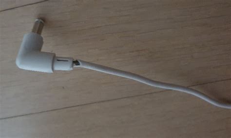 충전코드 연결부위 벗겨짐 문제로 질문드립니다 ㅣ 궁금할 땐 아하