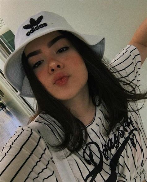 Glaxmoon•• Insta Mina Cute14 Foto Fake Mulher Garotas Tumblr Rosto