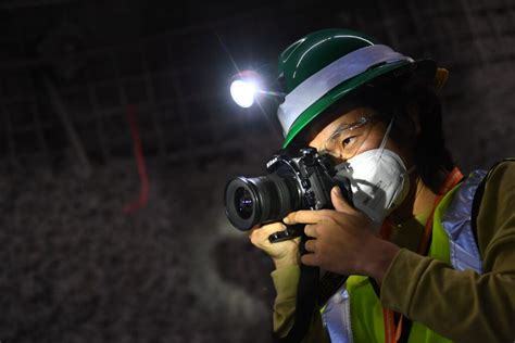 Оюу толгойн гүний уурхай нээлтээ хийлээ E Mn