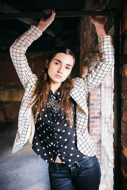 Poppy Singer Beautiful Celebrities That Poppy