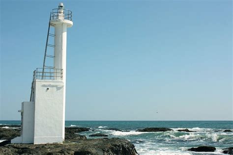おすすめの日の出スポット大洗灯台磯浜灯柱 and trip たびびと
