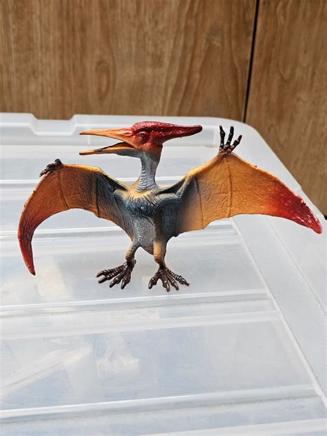 Pteranodon Dinosaur Mini Figurine — Adilsons