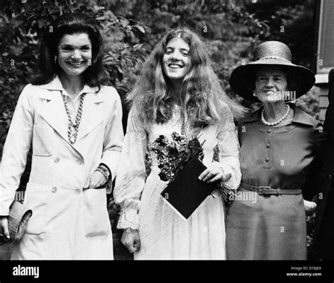 Caroline And Jackie Kennedy Wife Of Senator Jackie Kennedy Reading