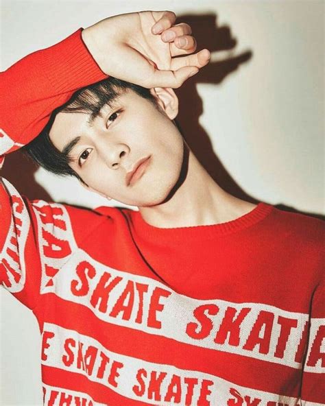Song Weilong 宋威龙 On Instagram “flash📸 © Weibo [21 04 05