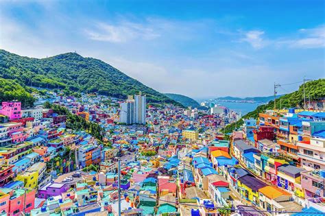 부산 감천문화마을 예술과 낭만으로 산책을 즐길 수 있는 곳 Go Guides