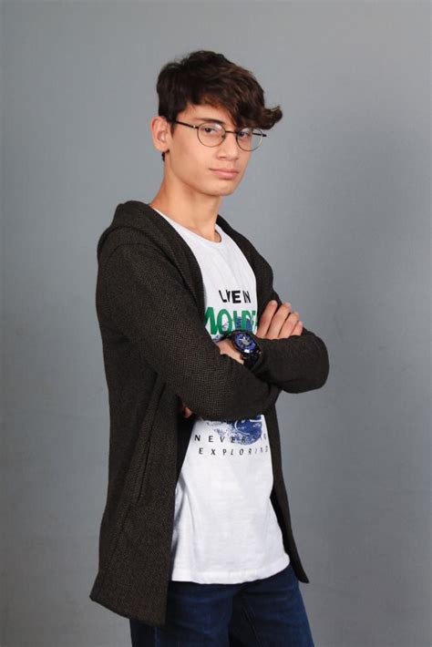 Model Cast Point