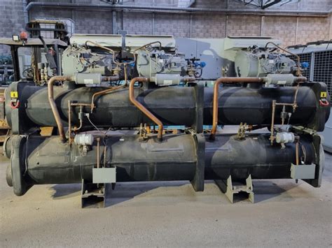 Used Carrier 30 Hxc 230 Water Cooled Chiller R134a Hos Bv