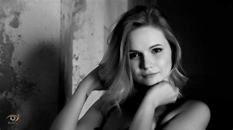 Candice Bandw A Photo On Flickriver
