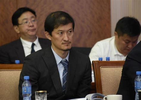 Дашбалбарын Гангабаатарыг Үндсэн хуулийн цэцийн гишүүнд нэр дэвшүүлжээ