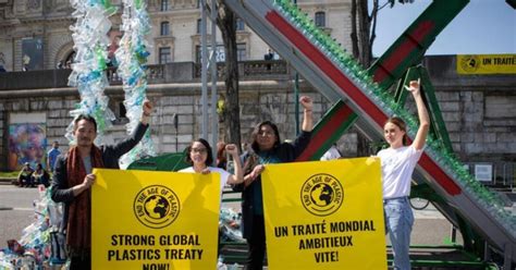 국제 플라스틱 협약 초안 발표…정부 플라스틱 생산 줄일 해결책 내야