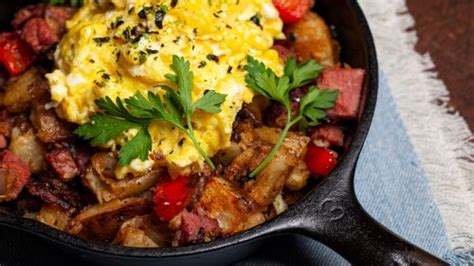 Corned Beef Hash With Creamy Scrambled Eggs Recipe Flipboard