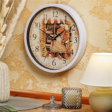 Часы настенные 30х30х4 см круглые пластик белые Патиссери Y4 5198 в Краснодаре цены фото