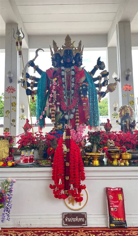 รูป วิหารพระแม่กาลี