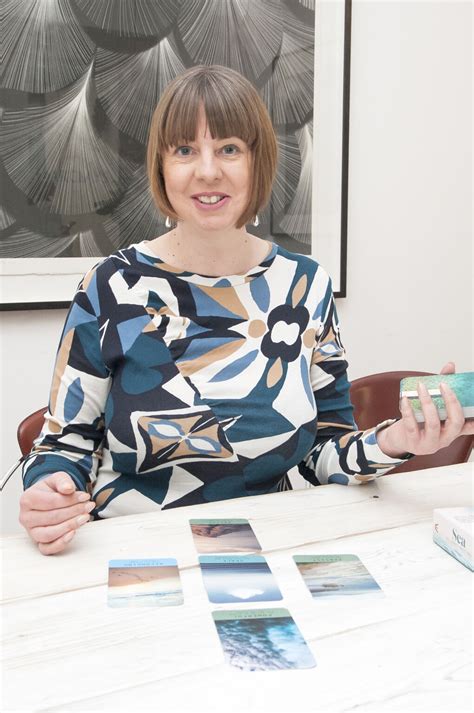 Im Sarah Wilson Of Coastal Coaching Sussex Im A Leadership Coach