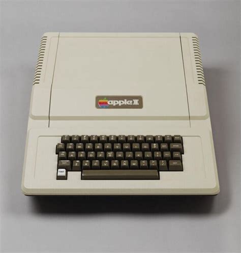 Apple Ii Jerry Manock Steve Wozniak Steve Jobs Vanda Explore The