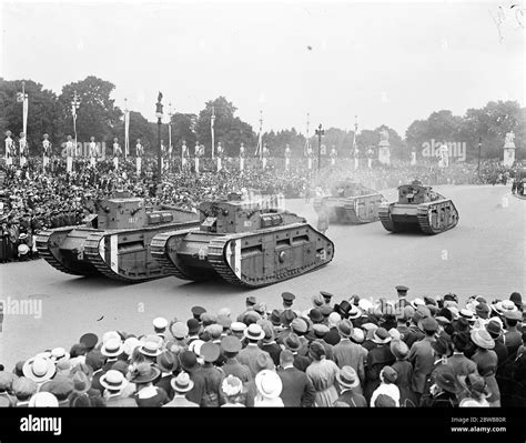 World War Victory Parade In Fotos Und Bildmaterial In Hoher Auflösung