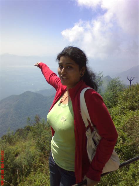 CINIMA SNACKS Sexy Kerala Girls Part8