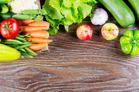 나무 배경 복사 공간에 다양 한 신선한 야채 건강 한 먹는 개념 0명에 대한 스톡 사진 및 기타 이미지 0명 가을 가지 채소 Istock