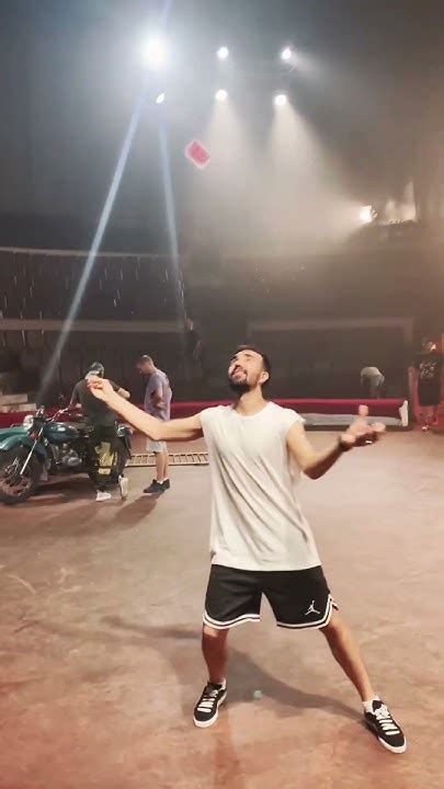 Цирковой Трюк Youtube