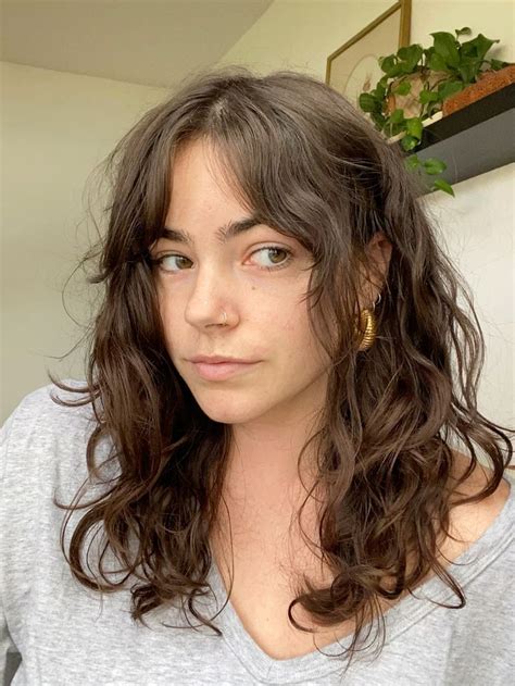 45 Trendy Wispy Bangs For 2023 How To Match To Your Face Shape Artofit