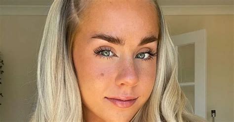 Influencer Flaunts Perky Bum As She Shares Quite Simple Tips To Grow