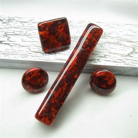 Glass Kitchen Cabinet Pulls And Knobs