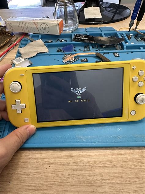Picofly Rp LED BLUELIGHT AND YELOW Nothing Happen Nintendo Switch TronicsFix