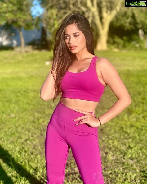 Actress Jannat Zubair Rahmani Hd Photos And Wallpapers June 2022