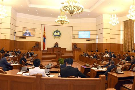 Vip76 Mn Үндсэн хуулийн цэцийн 2018 оны 08 дугаар дүгнэлтийг УИХ хүлээж авсангүй