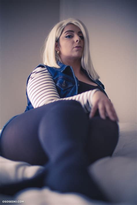 Model Momokun Momokun In Cosplay Android From Dragon Ball