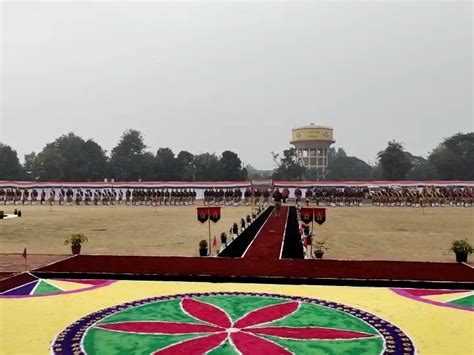 The Minister Of State Took The Salute Of The Parade The Soldiers Matched Their Steps Echoed