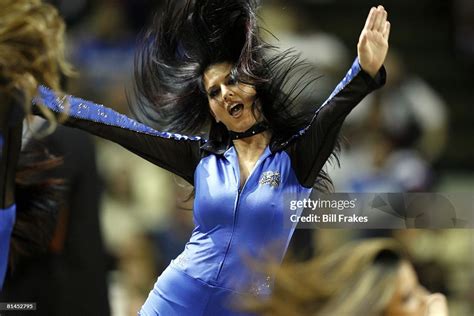 Closeup Of Orlando Magic Cheerleader In Action During Game Vs News Photo Getty Images