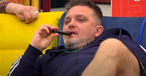 Jul Deda tregon sekretin e errët Kam ikur në Gjermani me pasaportë false Showbiz