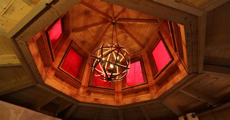 From TV To Courtroom To The Market The Saga Of Seattles Treehouse The Seattle Times