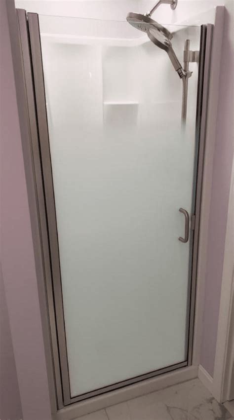 8 Best Shower Doors And Tub Glass Options On Fiberglass And Acrylic