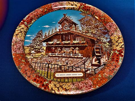 Souvenir Metal Tray The Worlds Largest Cuckoo Clock At Alpine Alpa