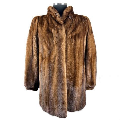 중고 골드 브라운 사가 밍크 코트 럭셔리한