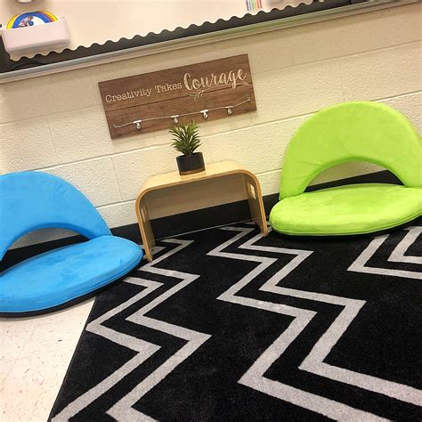 Comfy Seating Classroom At Lois Lumpkin Blog