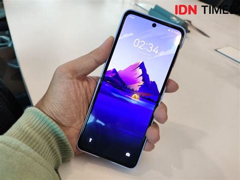 Review Tecno Phantom V Flip Hp Lipat Yang Menarik