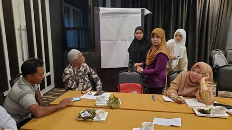 ศอ บต จัดประชุมเชิงปฏิบัติการสร้างภาคีเครือข่ายภาคประชาสังคมให้เกิดความเข้มแข็ง เรื่องเล่าจาก