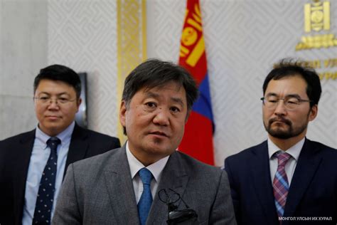 Төрөөс мөнгөний бодлогын талаар 2024 онд баримтлах үндсэн чиглэлийн төслийг өргөн мэдүүллээ