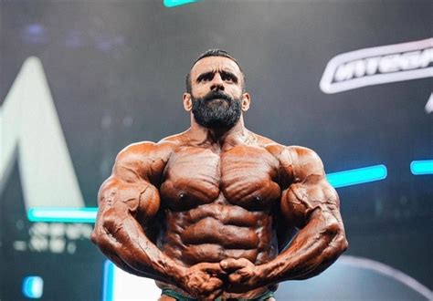 دعوت از هادی چوپان برای حضور در آرنولدکلاسیک 2024 عکس تسنیم