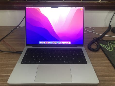 SG Macbook M Pro Ram TB TheNEXTvoz