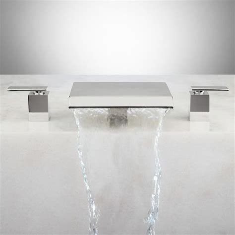 Lavelle Waterfall Roman Tub Faucet